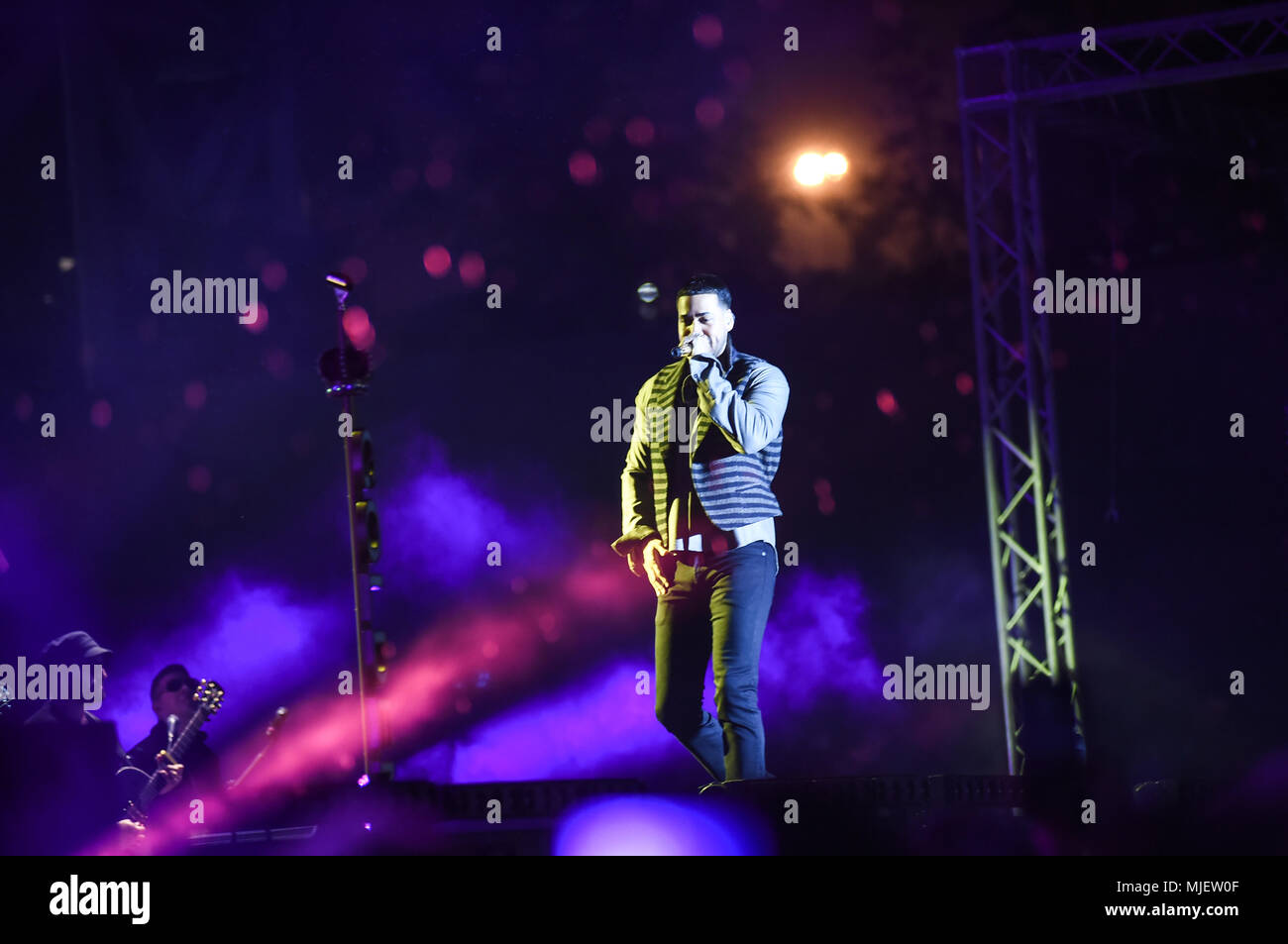 Romeo Santos Concert 2024: Experience the Bachata King Live!